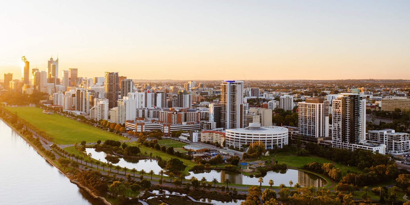 Queens Riverside precinct | City of Perth